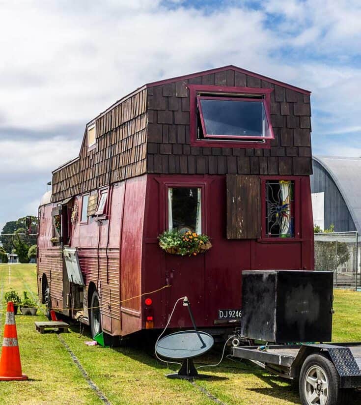 13 Spectacular Retro Campers, RVs, Motorhomes, & Crazy Conversions ...