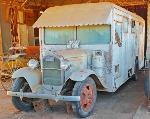 13 Spectacular Retro Campers, RVs, Motorhomes, & Crazy Conversions ...