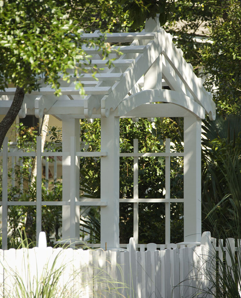 11 Gorgeous Garden Arbors Made From Old Doors - Off Grid World
