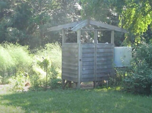 5 DIY Outdoor Solar Shower Ideas - Off Grid World
