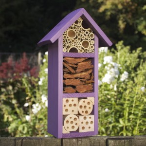 27 Incredibly Beautiful Bee Hotels (And Why You Should Build One) - Off ...