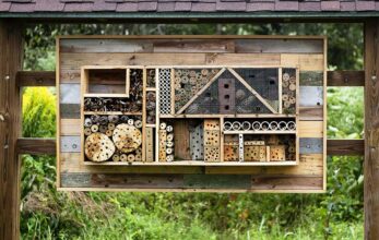 27 Incredibly Beautiful Bee Hotels (And Why You Should Build One) - Off ...