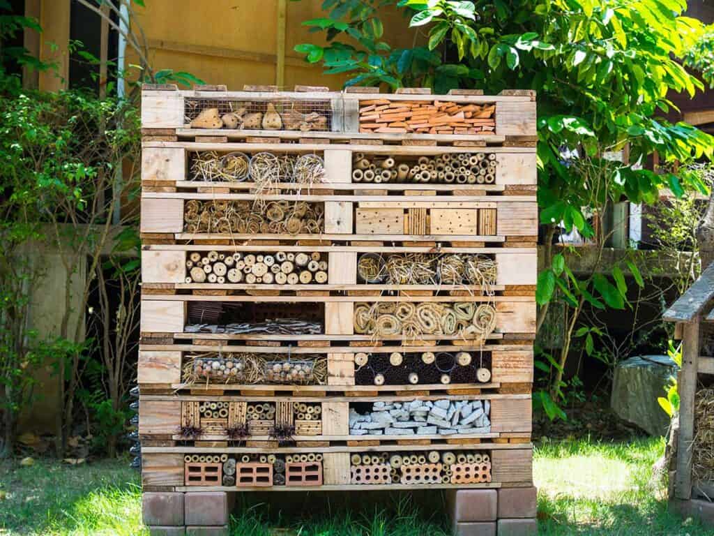 27 Incredibly Beautiful Bee Hotels (And Why You Should Build One) - Off ...