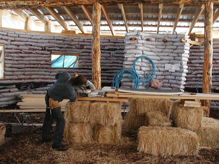 How to Build an Earthbag House (and Why You Should) - Off Grid World