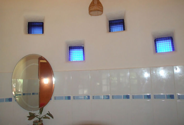 How to Build an Earthbag House (and Why You Should) - Off Grid World