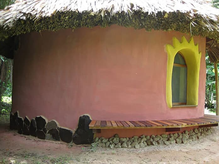 How to Build an Earthbag House (and Why You Should) - Off Grid World