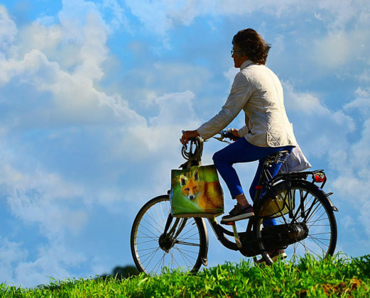 10 Tips To Go Green That Save You Money - Off Grid World