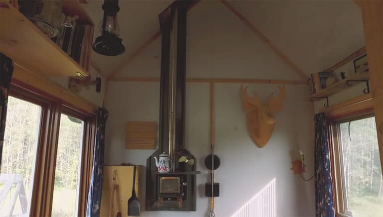 This Family Built Their Off Grid Tiny Cabin in Just 12 Days - Off Grid ...